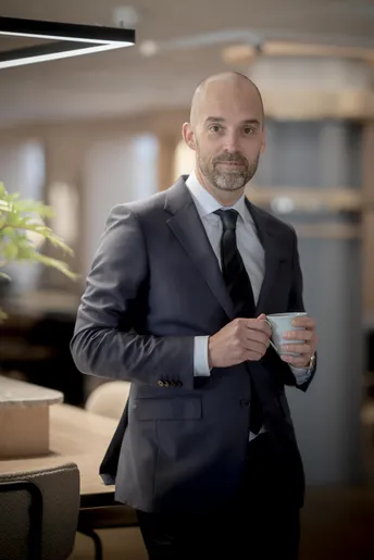 KONTAKTA - MARBAN AB